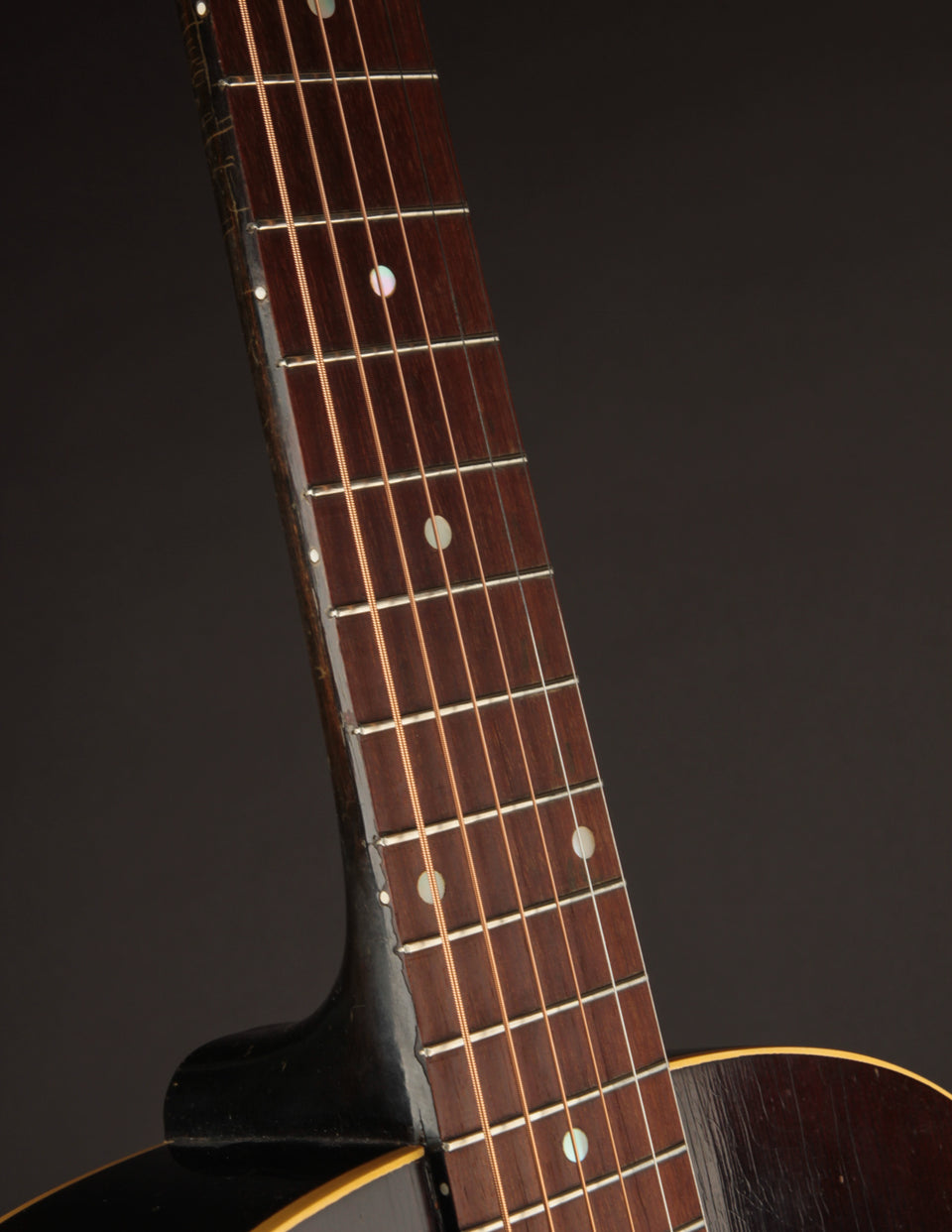 Gibson LG-2 Maple (1944) | The Music Emporium
