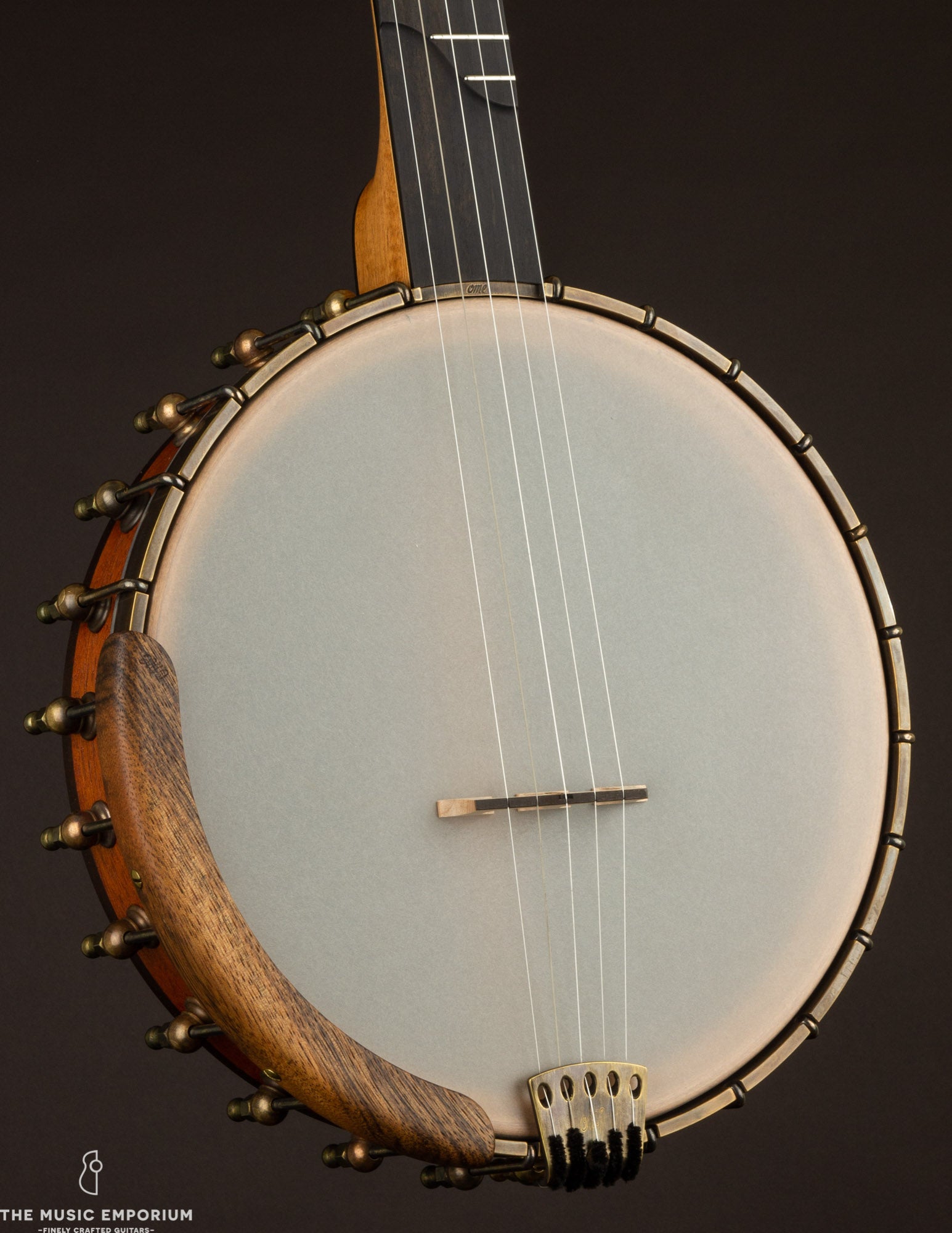 Ome Tupelo 11" with Armrest | The Music Emporium